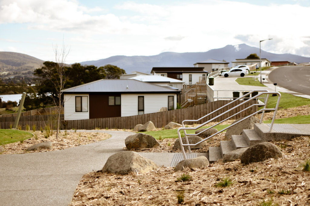 Swan Park Playground | SLS Landscape Group