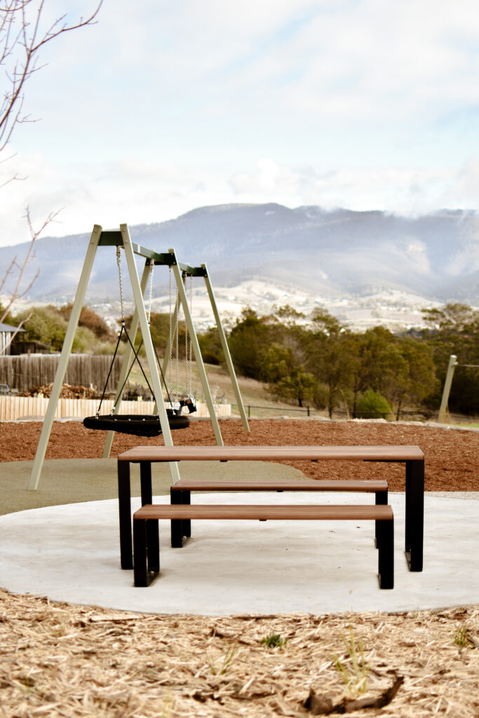Swan Park Playground | SLS Landscape Group